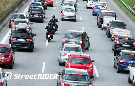 4 Safety Strategies When Riding Your Motorcycle in Traffic ...